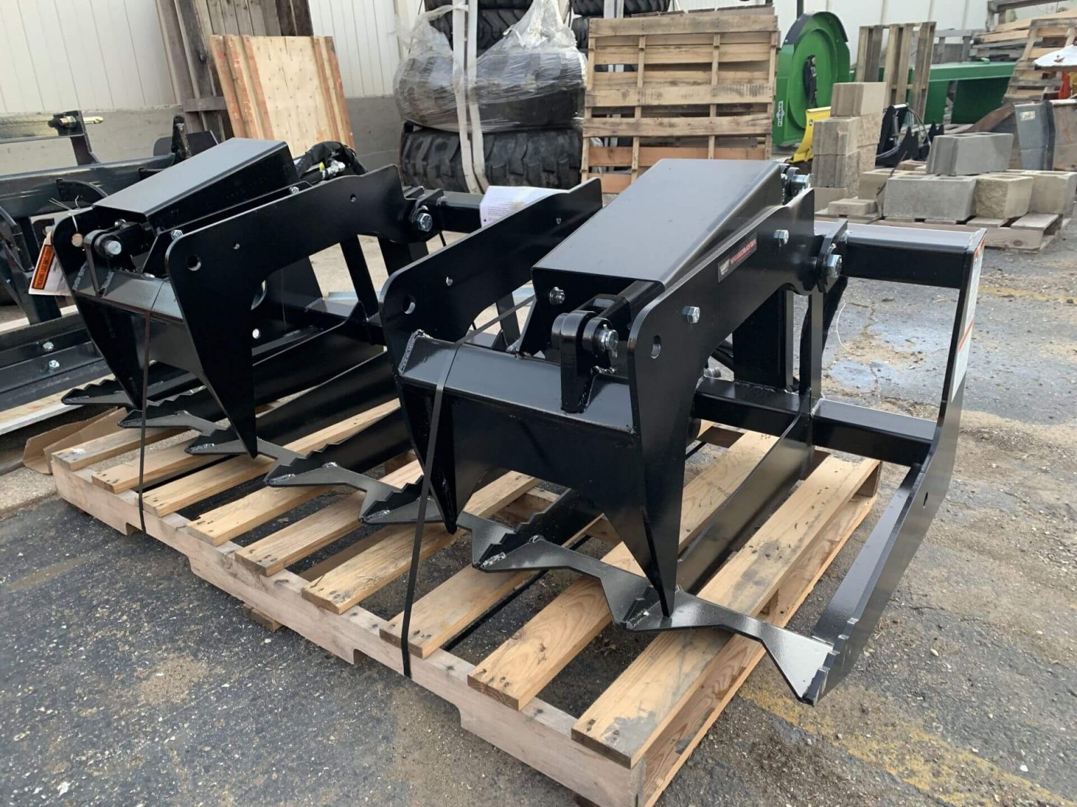 Buy Dual-Clamp Grapple for Tractors Worksaver ETG-26 - Good Works Tractors