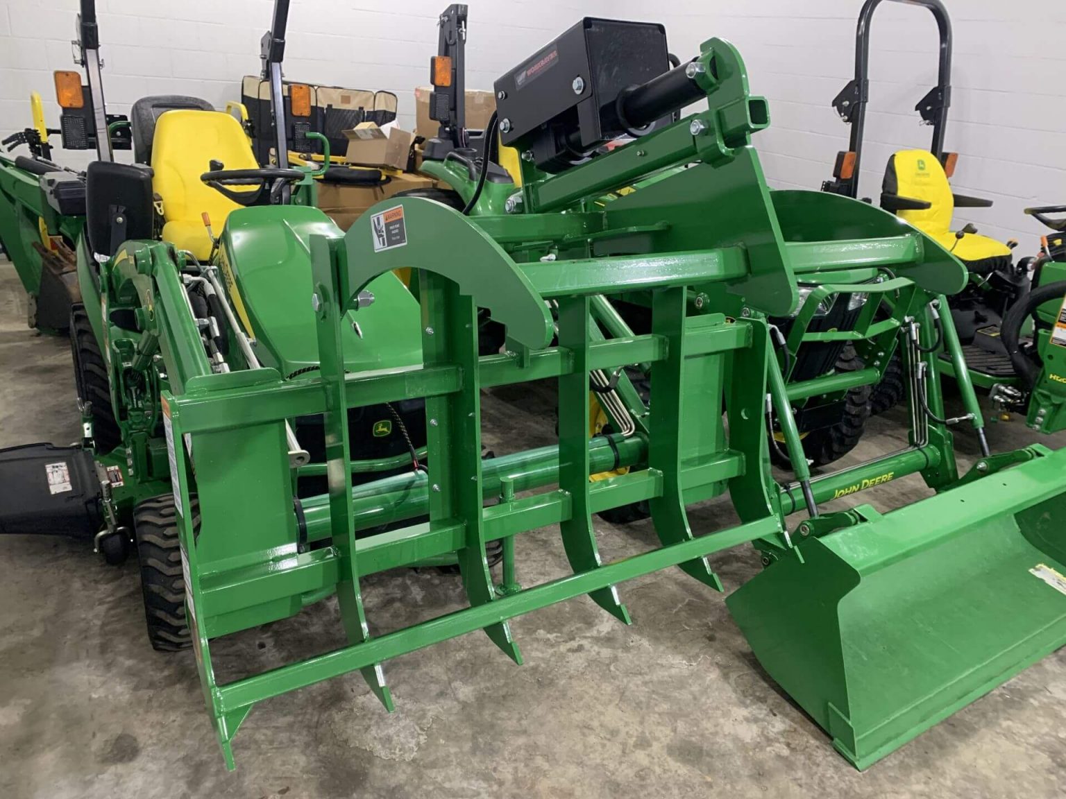 48" Mini Electric Grapple for Tractors Under 32 hp | WorkSaver