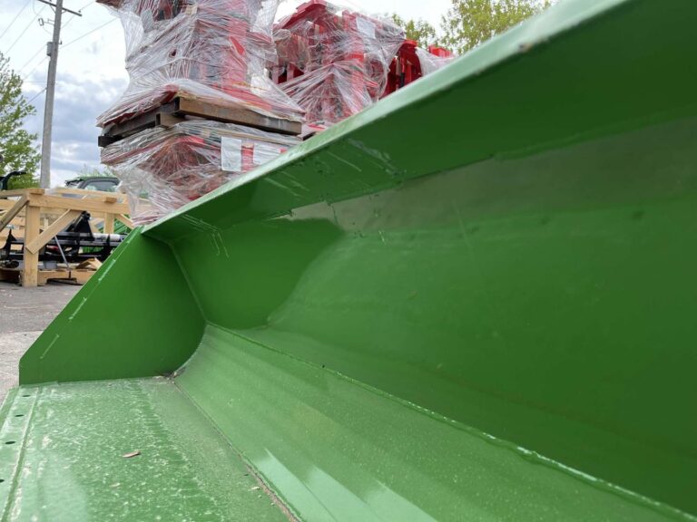 Heavy Duty Buckets for Tractors | HLA