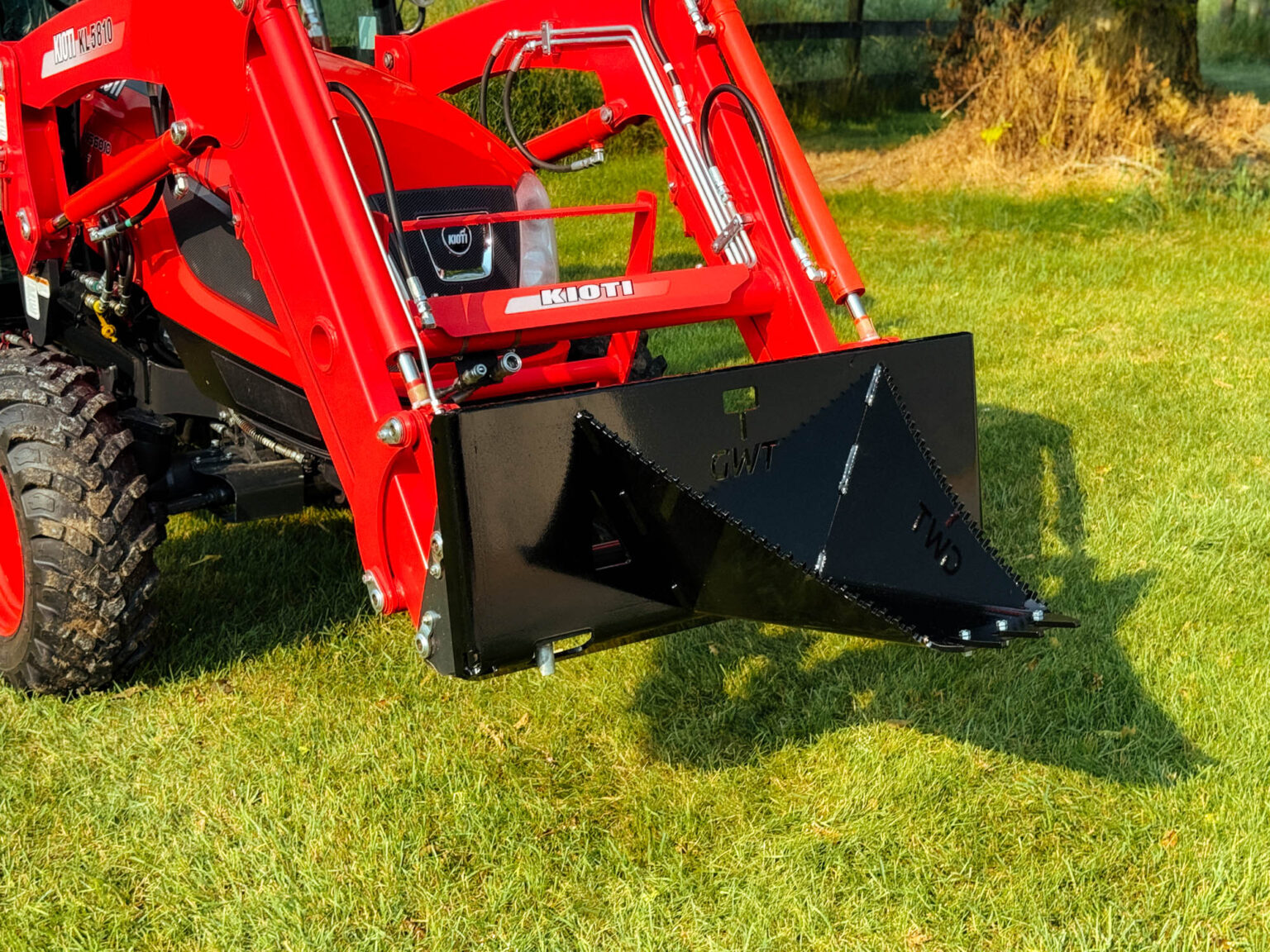 Stump Bucket for Compact Tractors | GWT Heavy Duty Wrecker