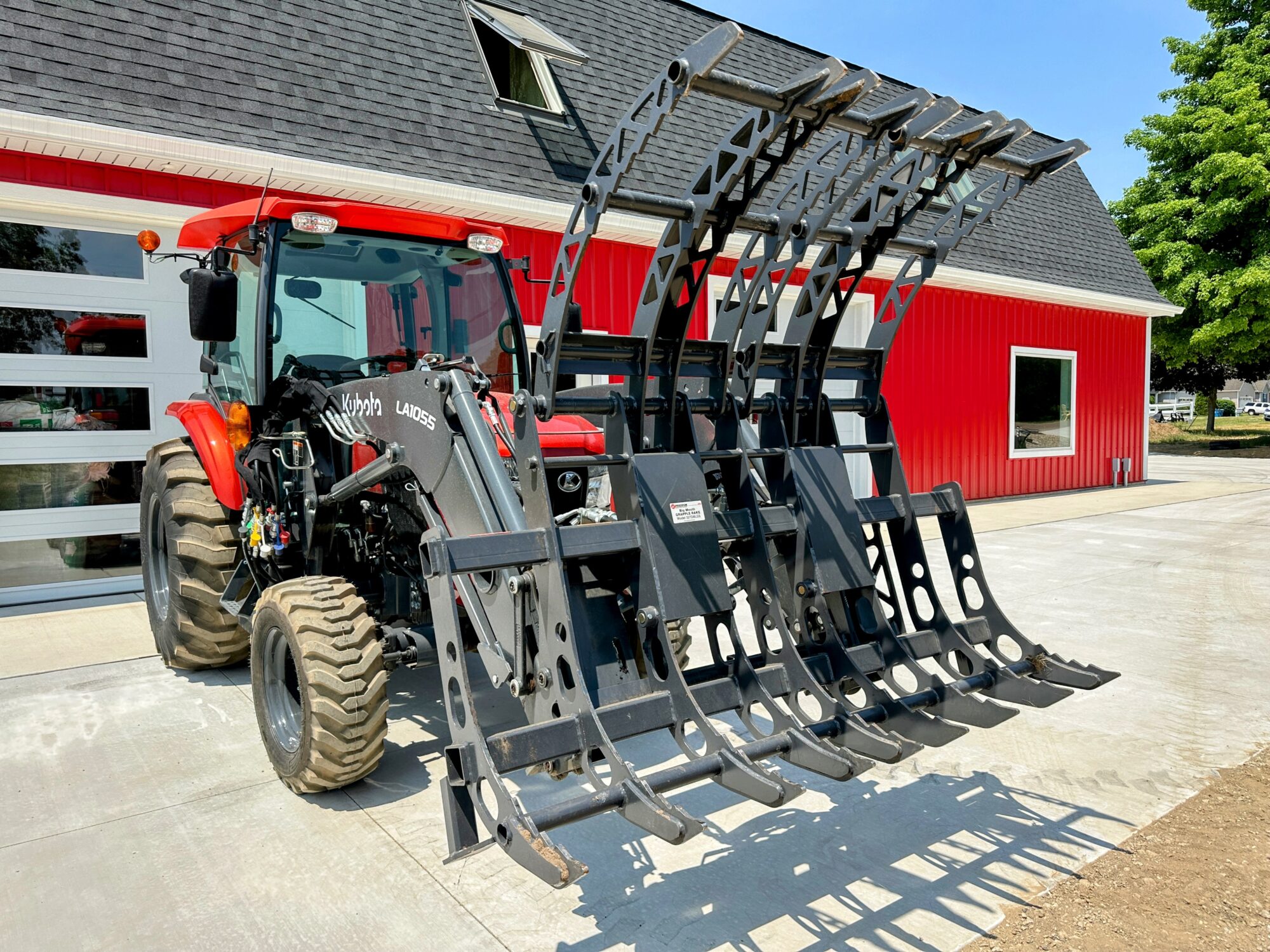 Extra-Wide Jaw Grapple Rake | Precision Mfg Big Mouth Grapples