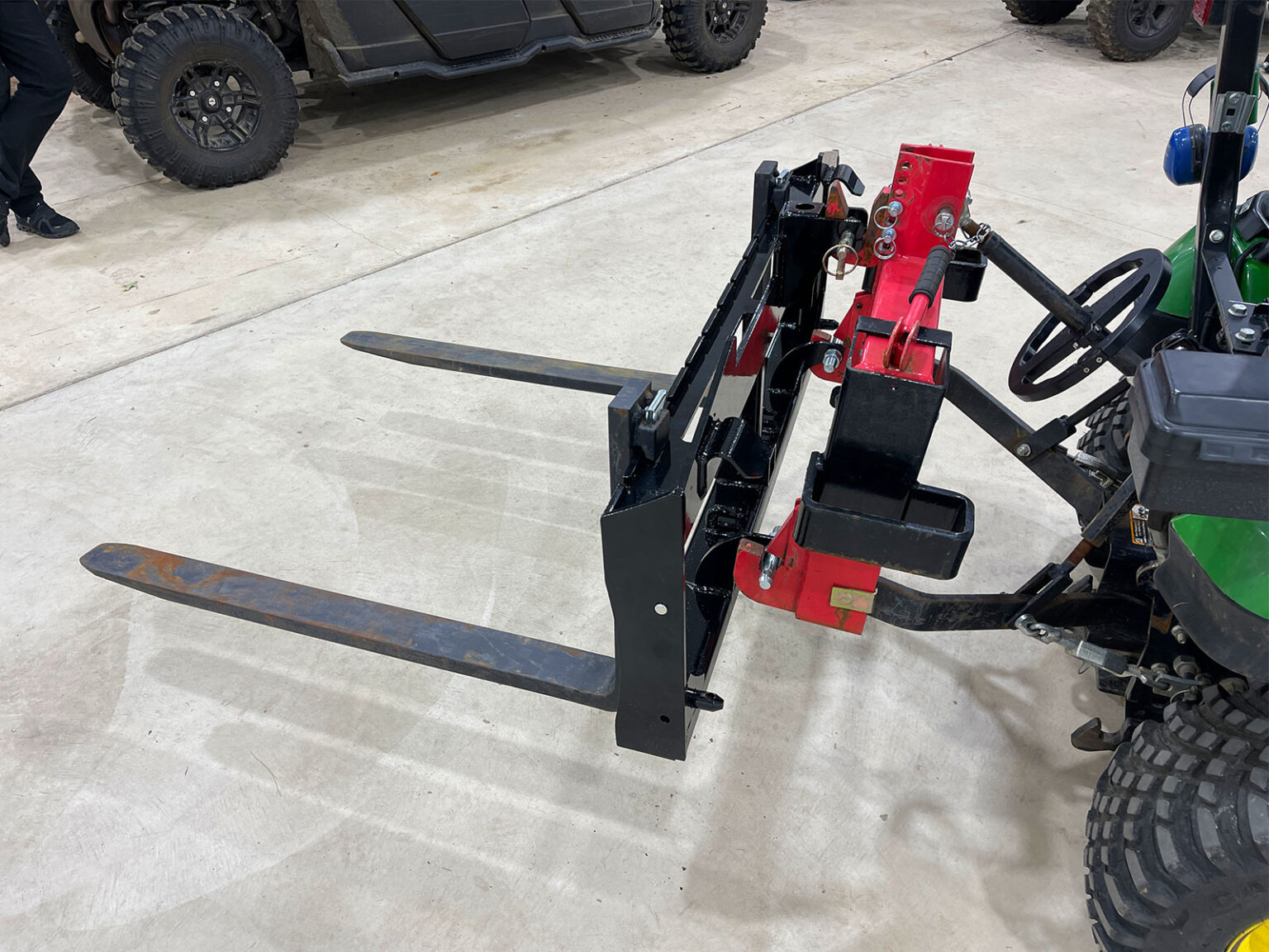 Pallet Forks For 3-Pt Hitch and Front-End Loader GWT Versaforks - Good ...