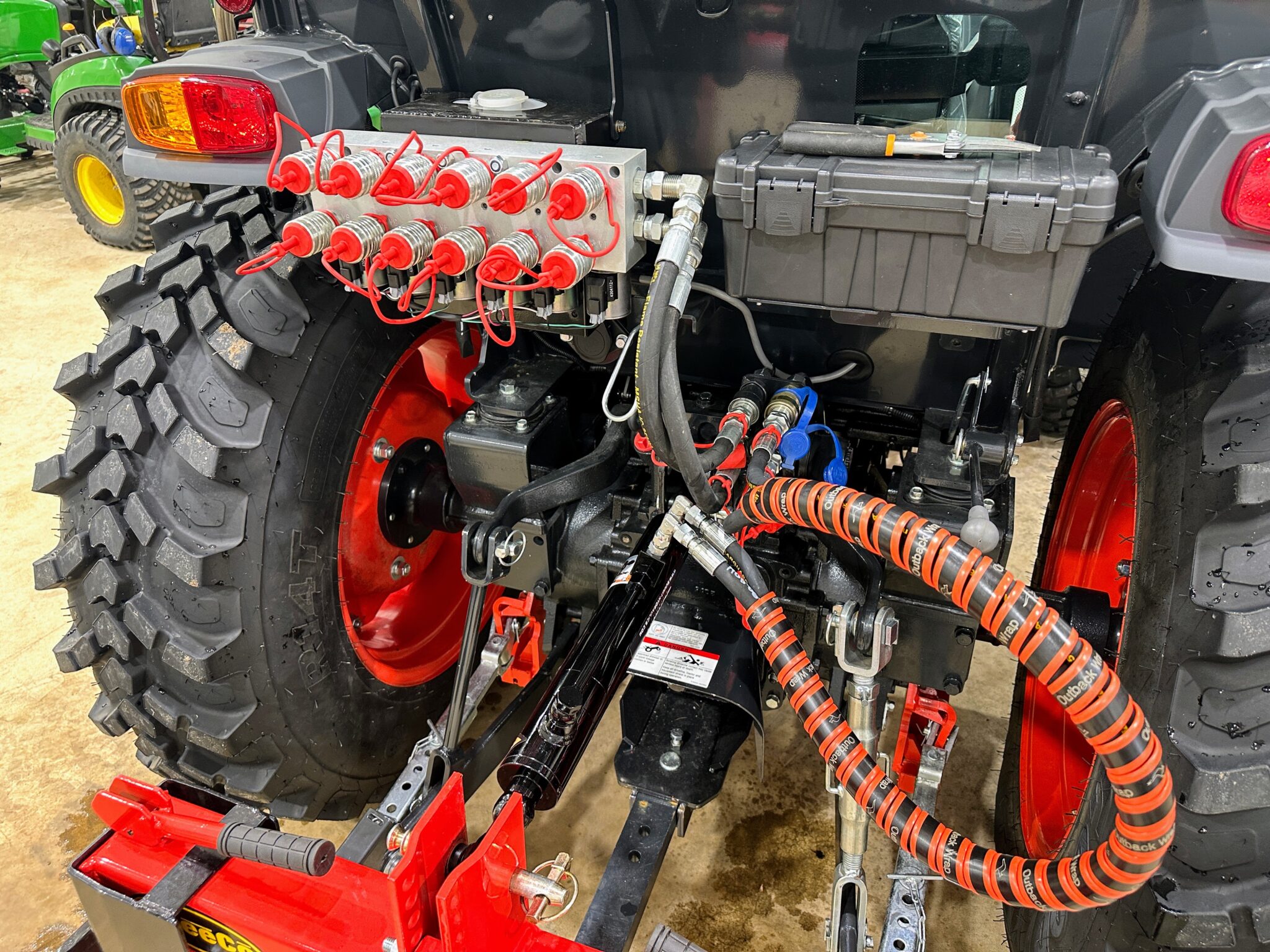 Why We Love Hydraulic Top Link On our Tractors - Good Works Tractors