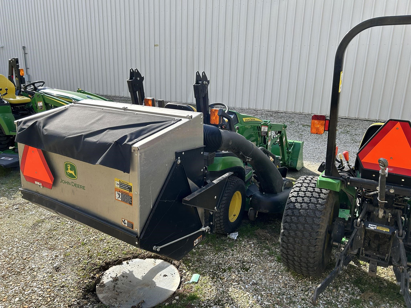 John Deere 1025r Tractor For Sale w/ Powerflow Bagger - Good Works Tractors