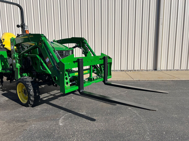 Pallet Forks for Front-End-Loader & 3-Point Hitch | John Deere QA
