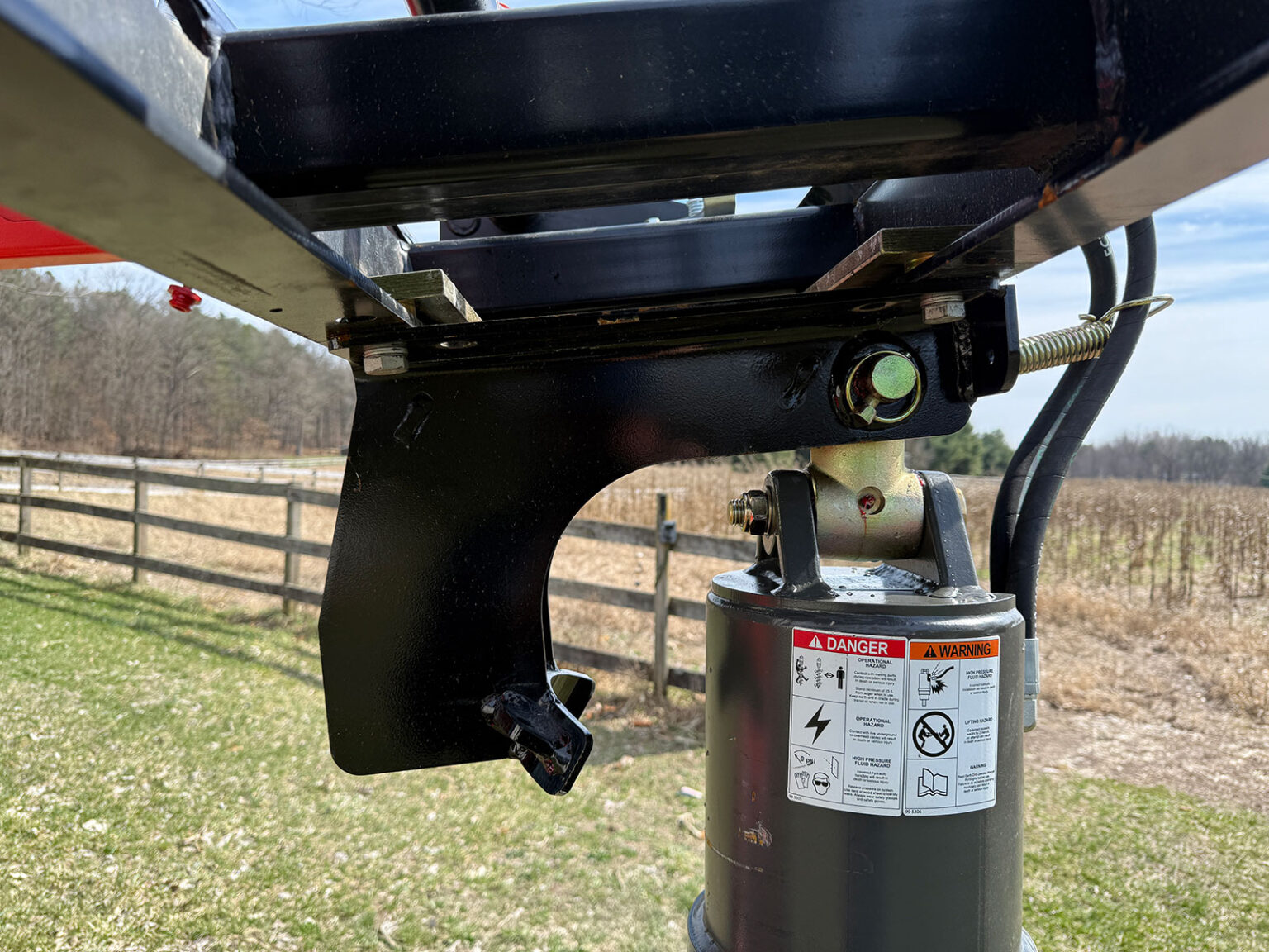 Hydraulic Auger Drive & Post-Hole Digger | IronCraft
