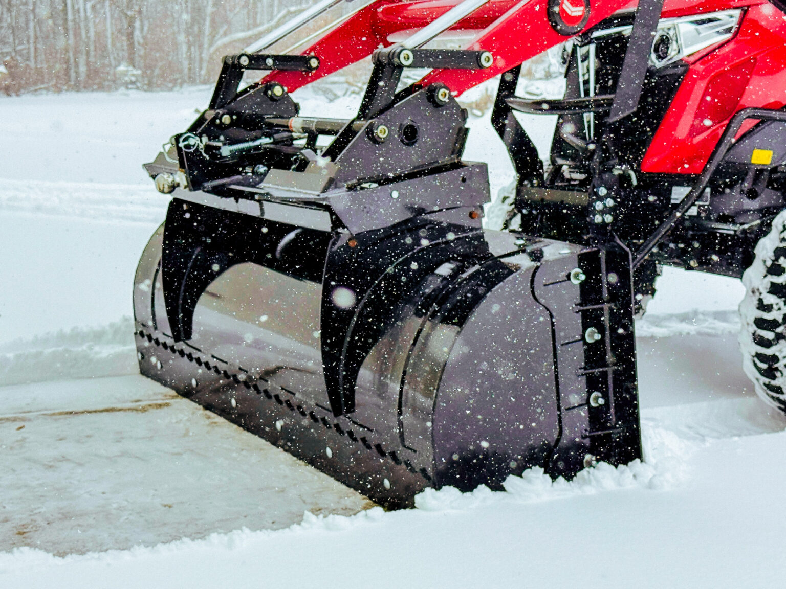 Combo Snow Pusher & Bucket for Tractors | GWT VersaPusher